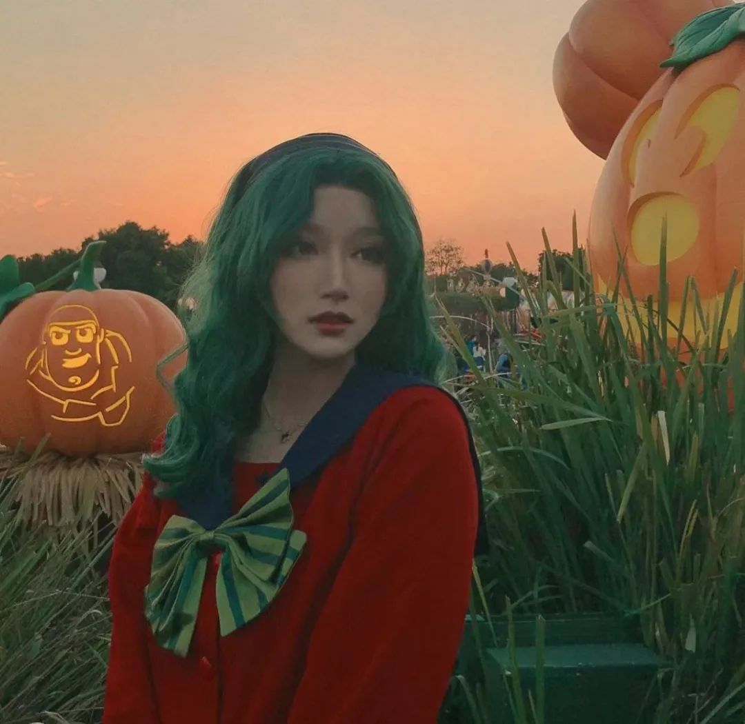 谁说SLG没有妹子？帝国绝色coser大赏，pick你心仪的小姐姐-《重返帝国》正式开启预约！-腾讯游戏